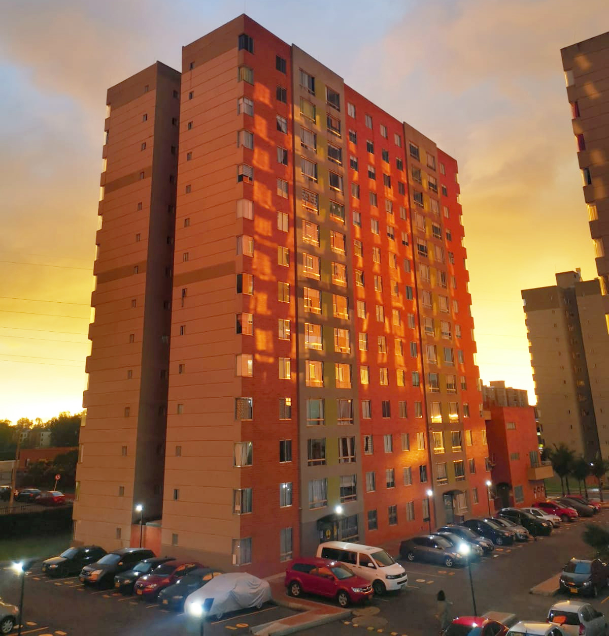 Parqueaderos – Santa María de Suba